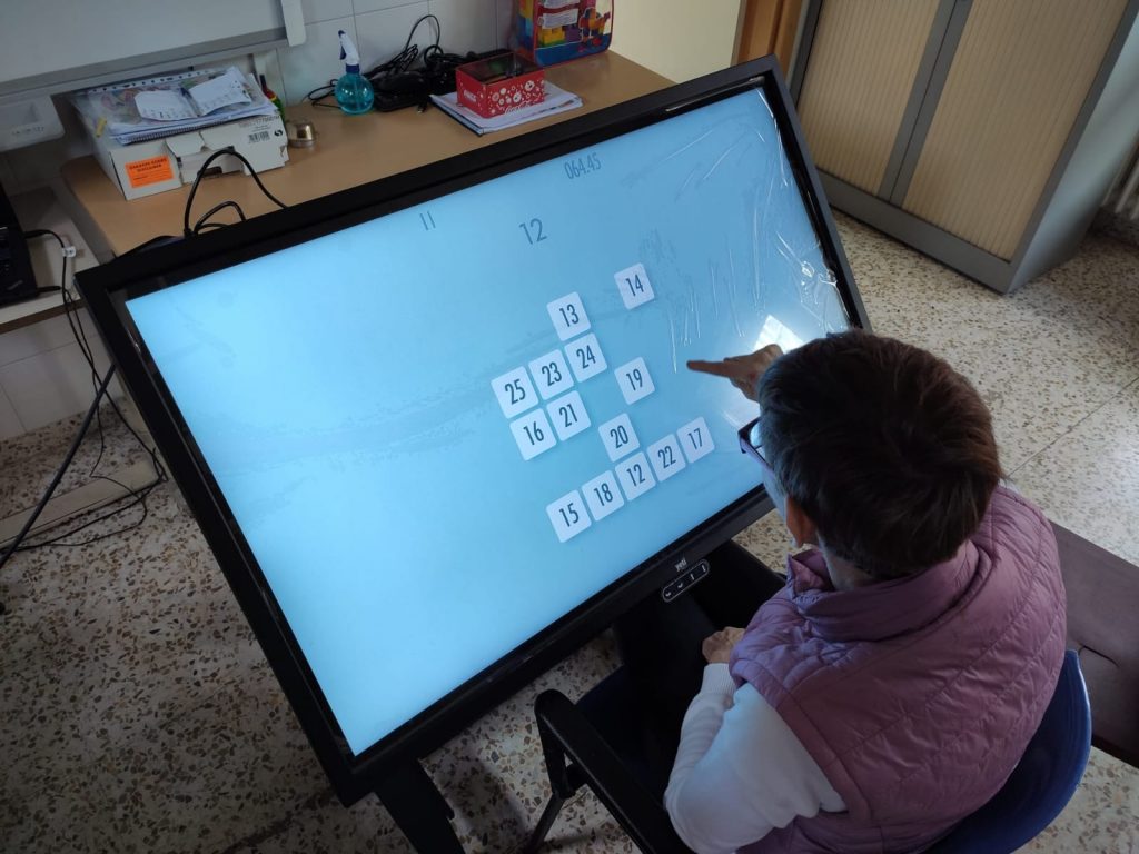 La tableta gigante interactiva como herramienta de neurorrehabilitación ...